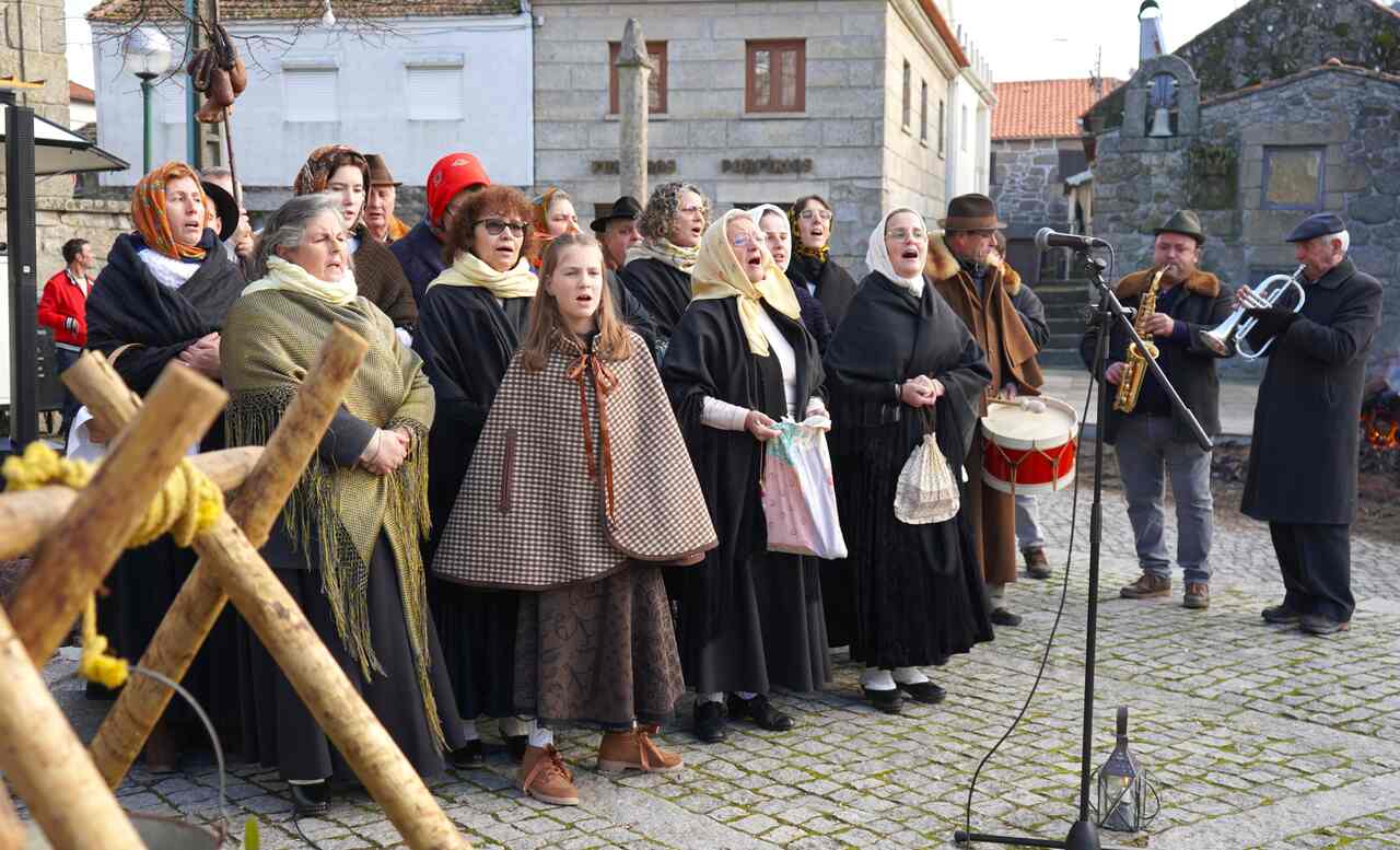 Lamego: Lalim cumpriu tradição do Cantar as Janeiras | Portal de ...